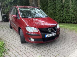 Sarkans Volkswagen Touran 2008 Rīga, ar dzinēja tilpumu 1.39 L un nobraukumu 301 tūkst. km par 2550 €, foto 5 vietnē AUTOMOTO.COM.LV