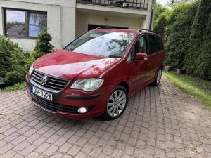 Sarkans Volkswagen Touran 2008 Rīga, ar dzinēja tilpumu 1.39 L un nobraukumu 301 tūkst. km par 2550 €, foto 10 vietnē AUTOMOTO.COM.LV