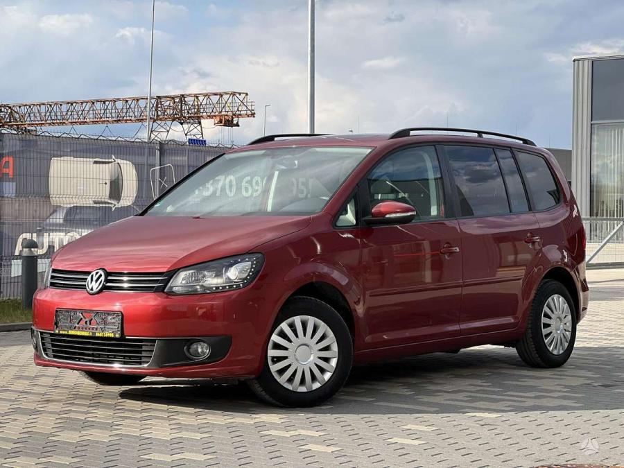 Sarkans Volkswagen Touran 2011 Šauļi, ar dzinēja tilpumu 1.39 L un nobraukumu 209 tūkst. km par 5200 €, foto 12 vietnē AUTOMOTO.COM.LV