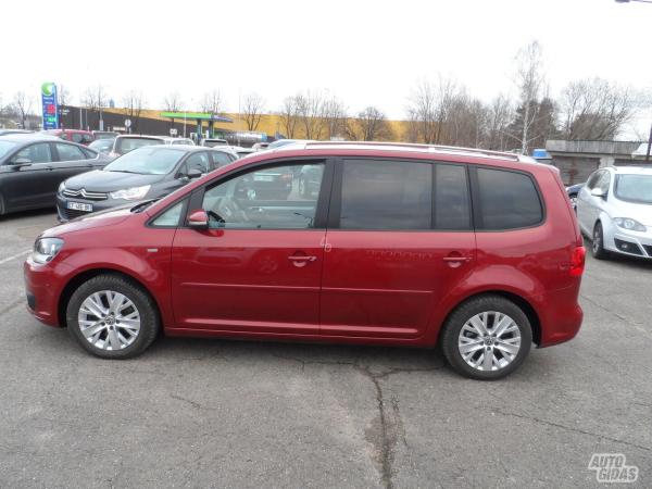 Sarkans Volkswagen Touran 2013 Klaipėda, ar dzinēja tilpumu 1.40 L un nobraukumu 215 tūkst. km par 5590 €, foto 4 vietnē AUTOMOTO.COM.LV