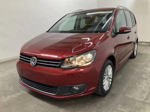 Sarkans Volkswagen Touran 2014 Mārupe, ar dzinēja tilpumu 1.60 L un nobraukumu 275 tūkst. km par 7950 €, foto  vietnē AUTOMOTO.COM.LV