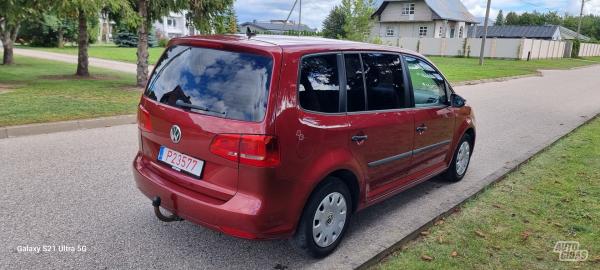 Sarkans Volkswagen Touran 2014 Kėdainiai, ar dzinēja tilpumu 1.20 L un nobraukumu 219 tūkst. km par 3999 €, foto 5 vietnē AUTOMOTO.COM.LV