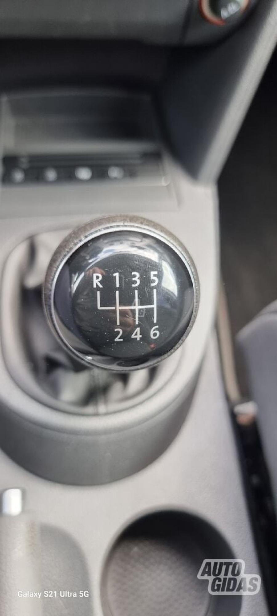 Sarkans Volkswagen Touran 2014 Kėdainiai, ar dzinēja tilpumu 1.20 L un nobraukumu 219 tūkst. km par 4199 €, foto 15 vietnē AUTOMOTO.COM.LV