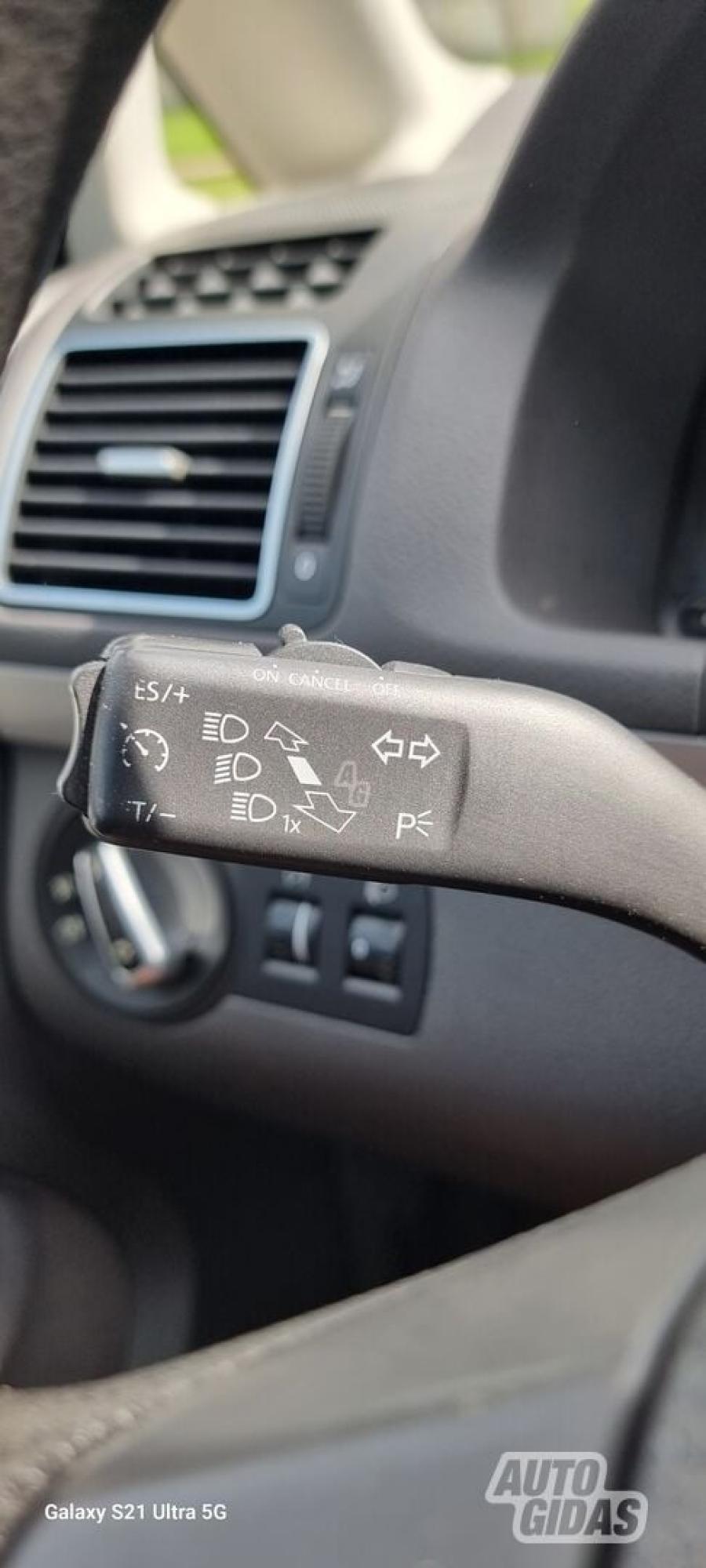 Sarkans Volkswagen Touran 2014 Kėdainiai, ar dzinēja tilpumu 1.20 L un nobraukumu 219 tūkst. km par 4199 €, foto 21 vietnē AUTOMOTO.COM.LV