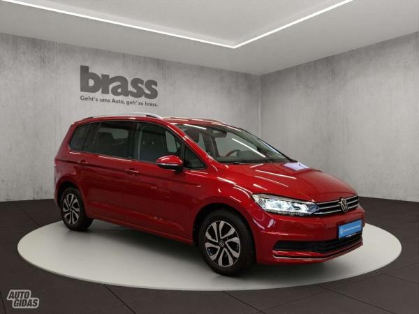 Red Volkswagen Touran 2022 in Kaunas, with an engine capacity of 2.00 L and mileage of 46 thousand km for 25731 €, photo 7 on AUTOMOTO.COM.LV