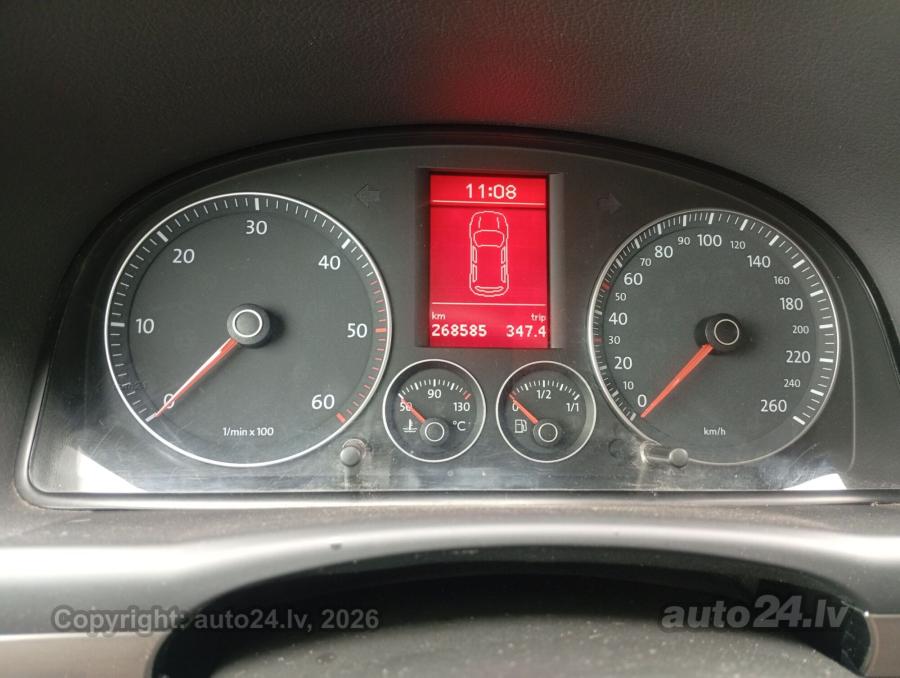 Sarkans Volkswagen Touran 2010 Veru, ar dzinēja tilpumu 2.00 L un nobraukumu 268 tūkst. km par 5200 €, foto 12 vietnē AUTOMOTO.COM.LV