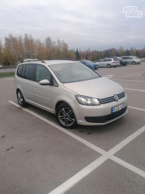 Volkswagen Touran 2012 Kauņa, ar dzinēja tilpumu 1.60 L un nobraukumu 235 tūkst. km par 3800 €, foto 1 vietnē AUTOMOTO.COM.LV