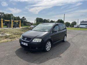 Volkswagen Touran 2003 Kauņa, ar dzinēja tilpumu 2.00 L un nobraukumu 387 tūkst. km par 1500 €, foto  vietnē AUTOMOTO.COM.LV