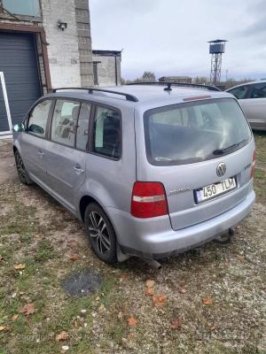 Volkswagen Touran 2006 Tallina, ar dzinēja tilpumu 2.00 L un nobraukumu 234 tūkst. km par 2200 €, foto  vietnē AUTOMOTO.COM.LV