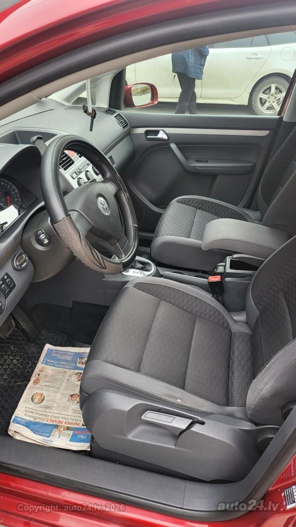 Volkswagen Touran 2007 Tallina, ar dzinēja tilpumu 1.90 L un nobraukumu 256 tūkst. km par 4900 €, foto 11 vietnē AUTOMOTO.COM.LV