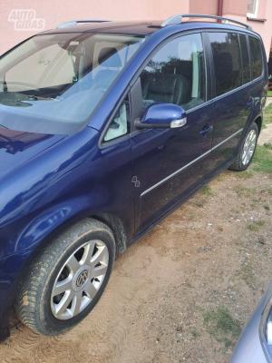 Volkswagen Touran 2007 Viļņa, ar dzinēja tilpumu 1.40 L un nobraukumu 198 tūkst. km par 1800 €, foto  vietnē AUTOMOTO.COM.LV