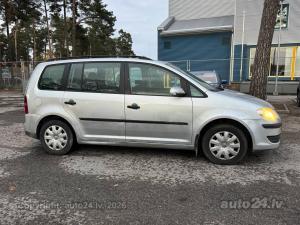 Volkswagen Touran 2009 Tallina, ar dzinēja tilpumu 1.90 L un nobraukumu 290 tūkst. km par 1900 €, foto 6 vietnē AUTOMOTO.COM.LV