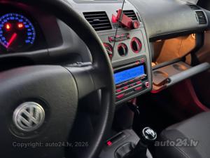 Volkswagen Touran 2009 Tallina, ar dzinēja tilpumu 1.90 L un nobraukumu 290 tūkst. km par 1900 €, foto 13 vietnē AUTOMOTO.COM.LV