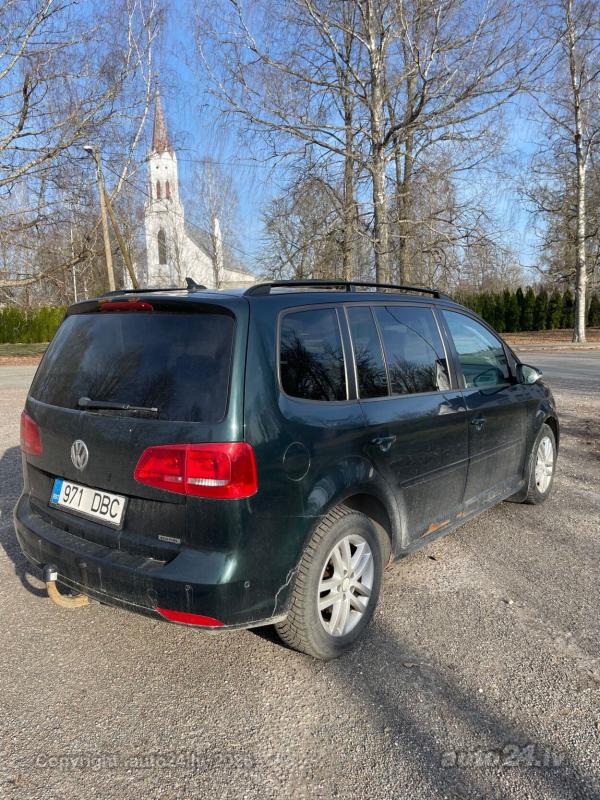 Volkswagen Touran 2010 Viljandi, ar dzinēja tilpumu 1.40 L un nobraukumu 0 tūkst. km par 1200 €, foto 4 vietnē AUTOMOTO.COM.LV