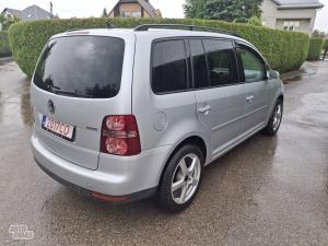 Фольксваген Туран 2010 в Мажейкяй, объемом двигателя 2.00 л и пробегом 175 тыс. км за 3500 €, фото 4 на AUTOMOTO.COM.LV