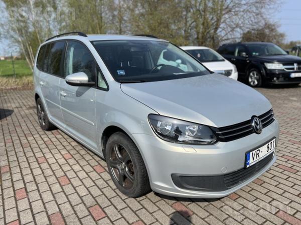 Volkswagen Touran 2011 in Talsi, with an engine capacity of 1.60 L and mileage of 207 thousand km for 4970 €, photo 2 on AUTOMOTO.COM.LV