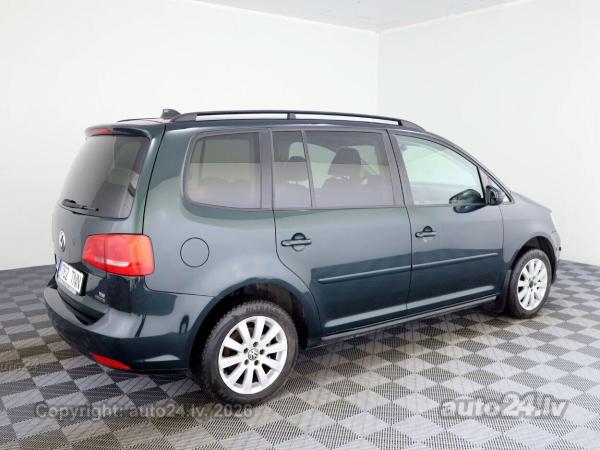 Volkswagen Touran 2011 Tallina, ar dzinēja tilpumu 1.40 L un nobraukumu 269 tūkst. km par 3499 €, foto 3 vietnē AUTOMOTO.COM.LV