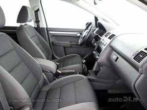 Volkswagen Touran 2011 Tallina, ar dzinēja tilpumu 1.40 L un nobraukumu 269 tūkst. km par 3499 €, foto 6 vietnē AUTOMOTO.COM.LV