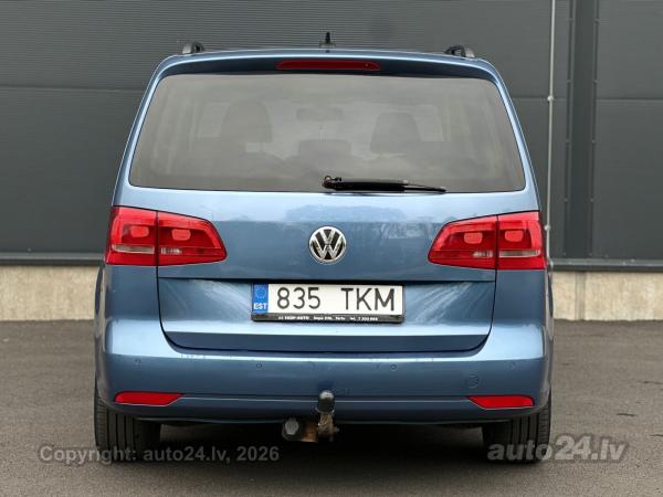 Volkswagen Touran 2011 Tallina, ar dzinēja tilpumu 2.00 L un nobraukumu 321 tūkst. km par 449 €, foto 5 vietnē AUTOMOTO.COM.LV