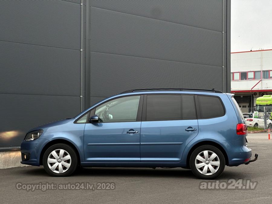 Volkswagen Touran 2011 Tallina, ar dzinēja tilpumu 2.00 L un nobraukumu 321 tūkst. km par 449 €, foto 8 vietnē AUTOMOTO.COM.LV