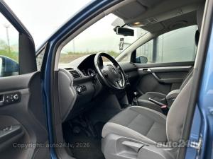 Volkswagen Touran 2011 Tallina, ar dzinēja tilpumu 2.00 L un nobraukumu 321 tūkst. km par 449 €, foto 14 vietnē AUTOMOTO.COM.LV