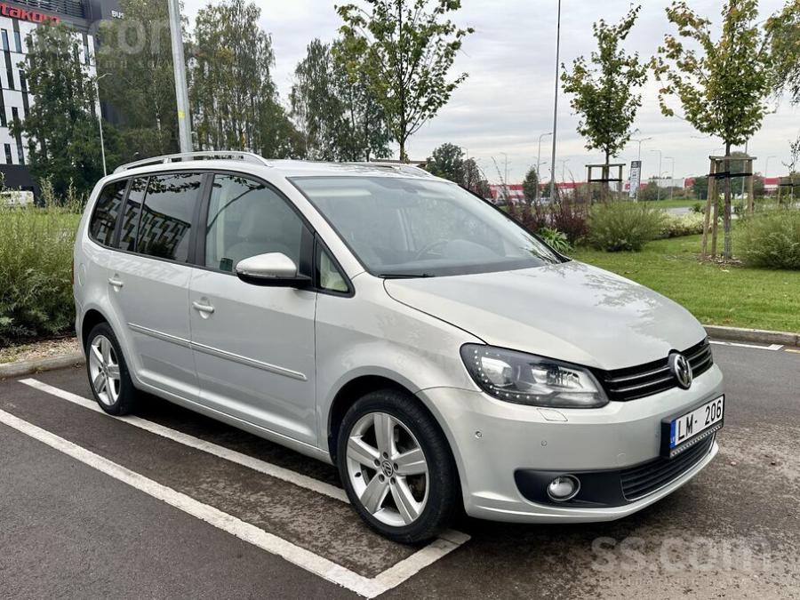 Фольксваген Туран 2011 в Рига, объемом двигателя 2.00 л и пробегом 325 тыс. км за 5005 €, фото 3 на AUTOMOTO.COM.LV