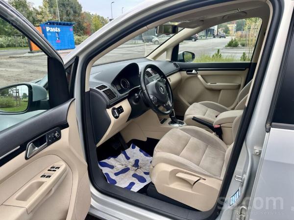 Фольксваген Туран 2011 в Рига на AUTOMOTO.COM.LV Фольксваген Туран 2011 в Рига, объемом двигателя 2.00 л и пробегом 325 тыс. км за 5005 €, фото 6 на AUTOMOTO.COM.LV