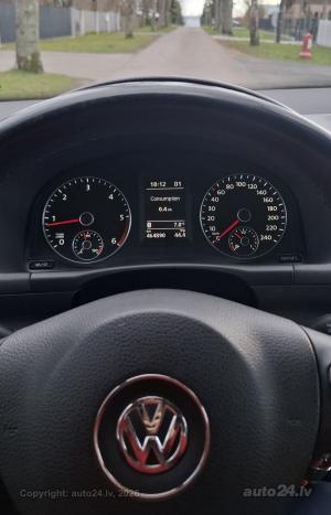 Volkswagen Touran 2012 in Tallinn, with an engine capacity of 1.60 L and mileage of 464 thousand km for 4490 €, photo 19 on AUTOMOTO.COM.LV