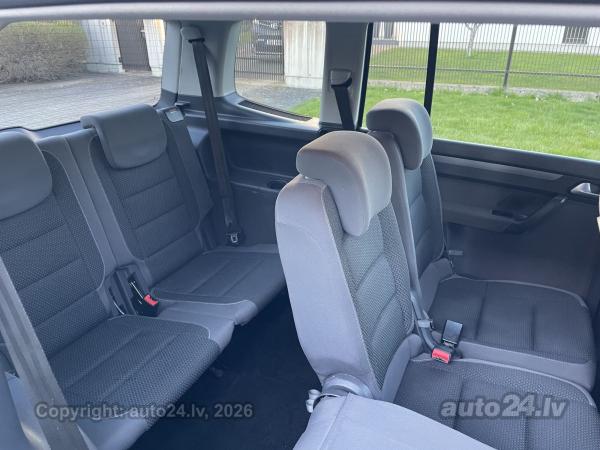 Фольксваген Туран 2015 в Вильянди, объемом двигателя 1.60 л и пробегом 230 тыс. км за 7880 €, фото 8 на AUTOMOTO.COM.LV