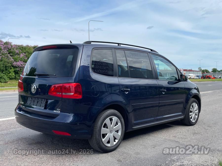 Volkswagen Touran 2015 Viljandi, ar dzinēja tilpumu 1.60 L un nobraukumu 230 tūkst. km par 7980 €, foto 4 vietnē AUTOMOTO.COM.LV