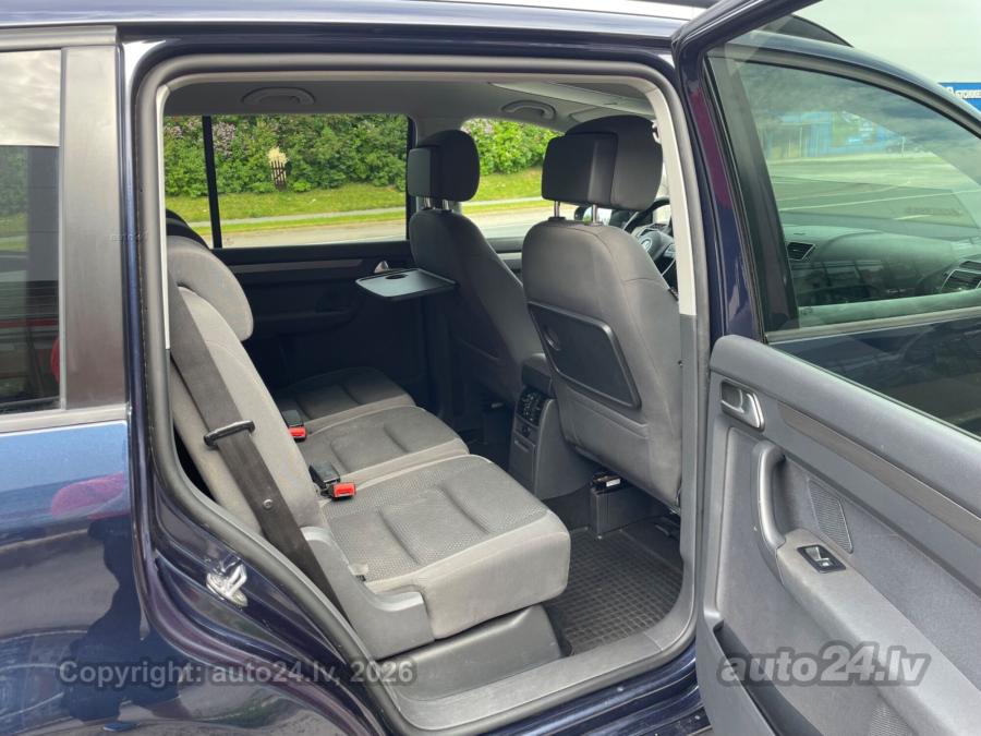 Volkswagen Touran 2015 Viljandi, ar dzinēja tilpumu 1.60 L un nobraukumu 230 tūkst. km par 7980 €, foto 8 vietnē AUTOMOTO.COM.LV