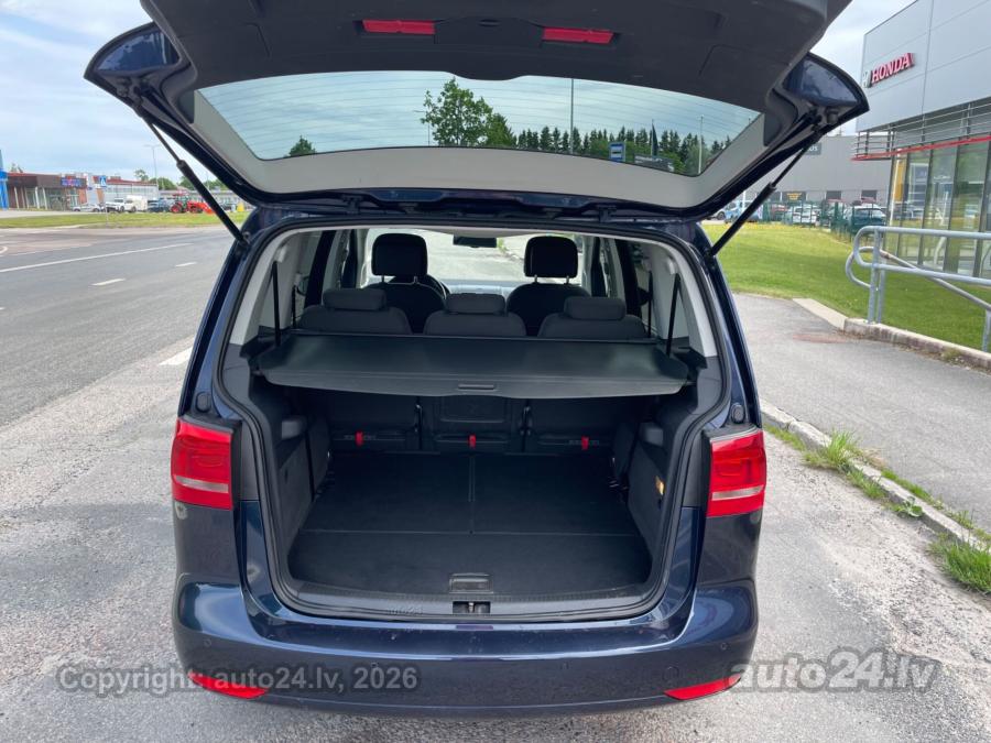Volkswagen Touran 2015 Viljandi, ar dzinēja tilpumu 1.60 L un nobraukumu 230 tūkst. km par 7980 €, foto 14 vietnē AUTOMOTO.COM.LV