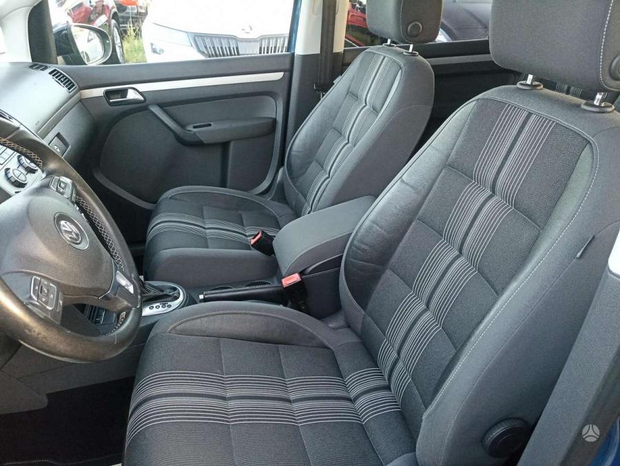 Violets Volkswagen Touran 2013 Viļņa, ar dzinēja tilpumu 1.39 L un nobraukumu 213 tūkst. km par 6450 €, foto 13 vietnē AUTOMOTO.COM.LV