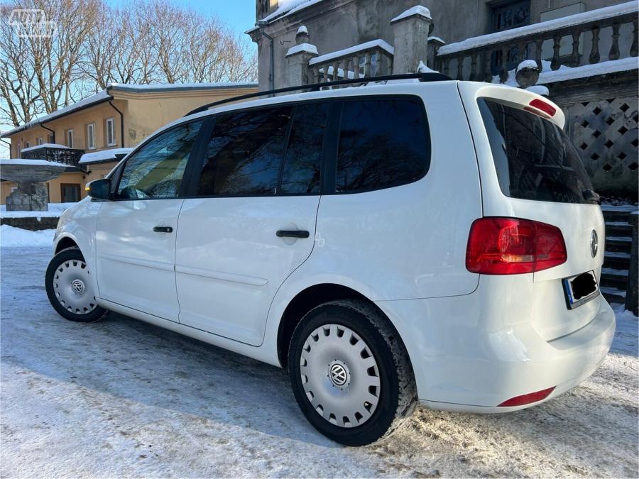 Balts Volkswagen Touran 2014 Kauņa, ar dzinēja tilpumu 1.60 L un nobraukumu 298 tūkst. km par 4999 €, foto 6 vietnē AUTOMOTO.COM.LV
