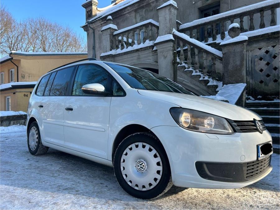 Balts Volkswagen Touran 2014 Kauņa, ar dzinēja tilpumu 1.60 L un nobraukumu 298 tūkst. km par 4999 €, foto 9 vietnē AUTOMOTO.COM.LV