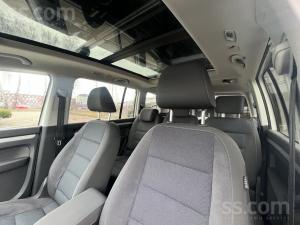 Balts Volkswagen Touran 2012 Rīga, ar dzinēja tilpumu 1.60 L un nobraukumu 271 tūkst. km par 5700 €, foto 14 vietnē AUTOMOTO.COM.LV