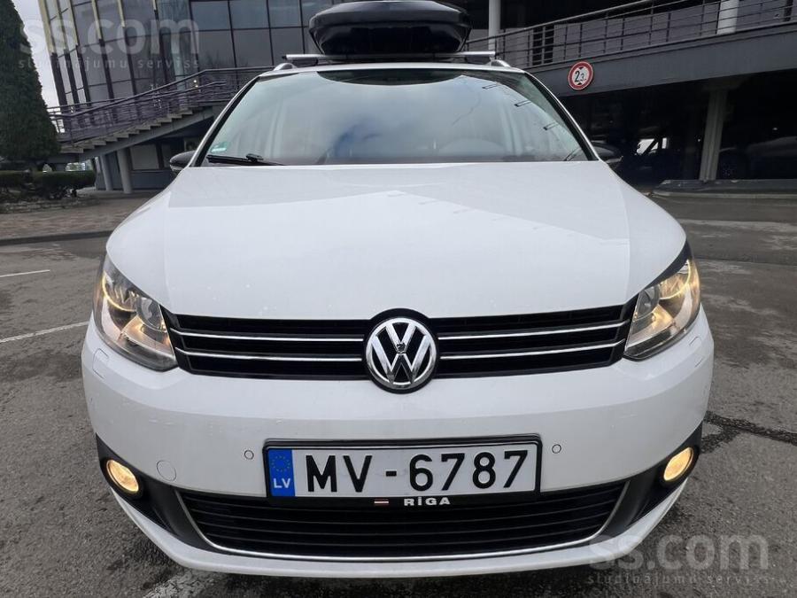 Balts Volkswagen Touran 2012 Rīga, ar dzinēja tilpumu 1.60 L un nobraukumu 271 tūkst. km par 5700 €, foto 21 vietnē AUTOMOTO.COM.LV
