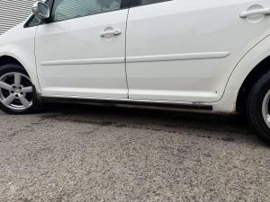 Balts Volkswagen Touran 2008 Šauļi, ar dzinēja tilpumu 1.90 L un nobraukumu 267 tūkst. km par 1450 €, foto 9 vietnē AUTOMOTO.COM.LV
