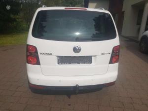 White Volkswagen Touran 2008 in Utena, with an engine capacity of 1.97 L and mileage of 285 thousand km for 2500 €, photo 9 on AUTOMOTO.COM.LV