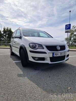 Balts Volkswagen Touran 2009 Bauska, ar dzinēja tilpumu 1.40 L un nobraukumu 192 tūkst. km par 3600 €, foto 9 vietnē AUTOMOTO.COM.LV