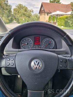 Balts Volkswagen Touran 2009 Bauska, ar dzinēja tilpumu 1.40 L un nobraukumu 192 tūkst. km par 3600 €, foto 16 vietnē AUTOMOTO.COM.LV