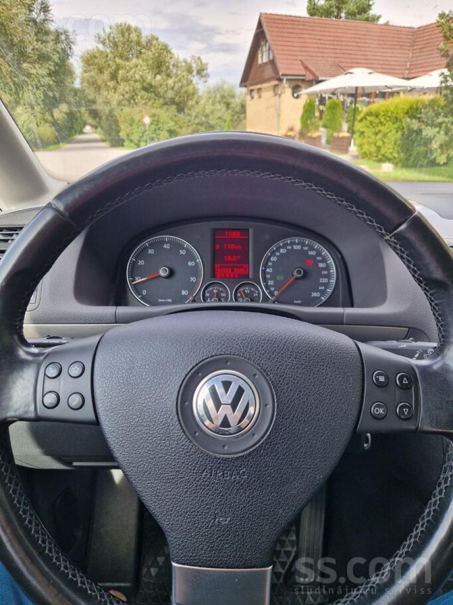 Balts Volkswagen Touran 2009 Bauska, ar dzinēja tilpumu 1.40 L un nobraukumu 192 tūkst. km par 3600 €, foto 16 vietnē AUTOMOTO.COM.LV