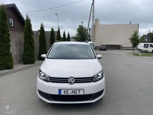 Balts Volkswagen Touran 2010 Tauragė, ar dzinēja tilpumu 1.60 L un nobraukumu 183 tūkst. km par 4200 €, foto 3 vietnē AUTOMOTO.COM.LV