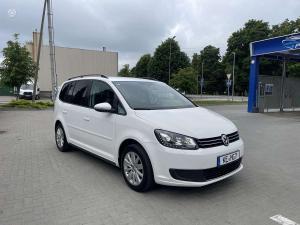 Balts Volkswagen Touran 2010 Tauragė, ar dzinēja tilpumu 1.60 L un nobraukumu 183 tūkst. km par 4200 €, foto 4 vietnē AUTOMOTO.COM.LV