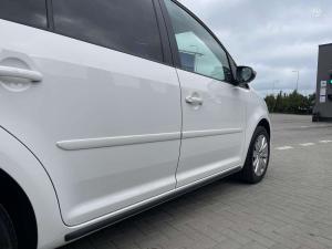Balts Volkswagen Touran 2010 Tauragė, ar dzinēja tilpumu 1.60 L un nobraukumu 183 tūkst. km par 4200 €, foto 9 vietnē AUTOMOTO.COM.LV