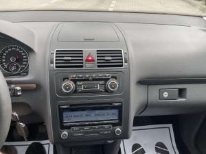 Balts Volkswagen Touran 2010 Tauragė, ar dzinēja tilpumu 1.60 L un nobraukumu 183 tūkst. km par 4200 €, foto 12 vietnē AUTOMOTO.COM.LV