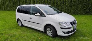 White Volkswagen Touran 2010 in Silale, with an engine capacity of 1.90 L and mileage of 360 thousand km for 2900 €, photo  on AUTOMOTO.COM.LV
