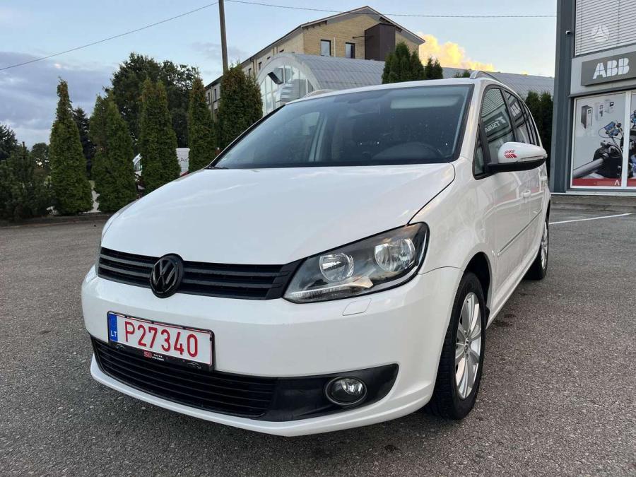Balts Volkswagen Touran 2010 Alīta, ar dzinēja tilpumu 1.39 L un nobraukumu 216 tūkst. km par 3990 €, foto 5 vietnē AUTOMOTO.COM.LV