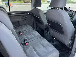 Balts Volkswagen Touran 2010 Alīta, ar dzinēja tilpumu 1.39 L un nobraukumu 216 tūkst. km par 3990 €, foto 19 vietnē AUTOMOTO.COM.LV