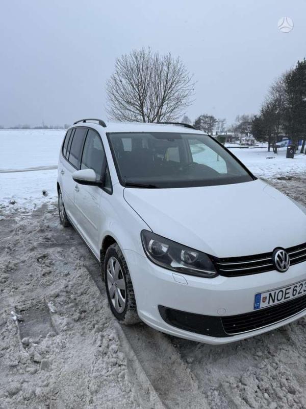 Balts Volkswagen Touran 2011 Kauņa, ar dzinēja tilpumu 1.60 L un nobraukumu 269 tūkst. km par 4700 €, foto 6 vietnē AUTOMOTO.COM.LV